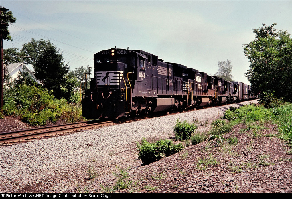 NS 8643